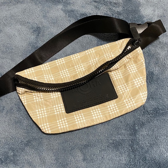 ALOHA Collection | Bags | Aloha Collection Hip Pack | Poshmark